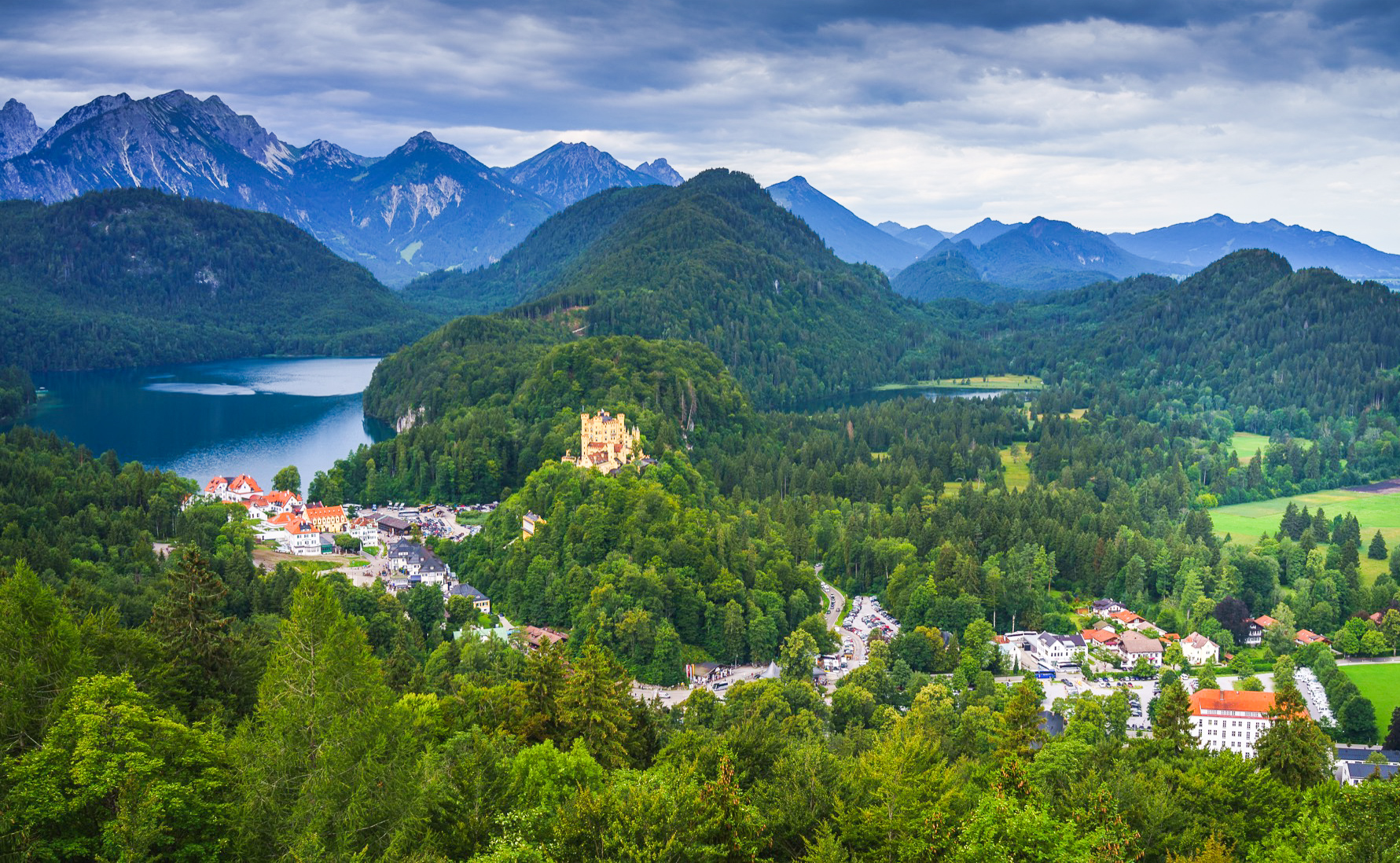 The 7 Most Beautiful Cities And Towns In The Alps