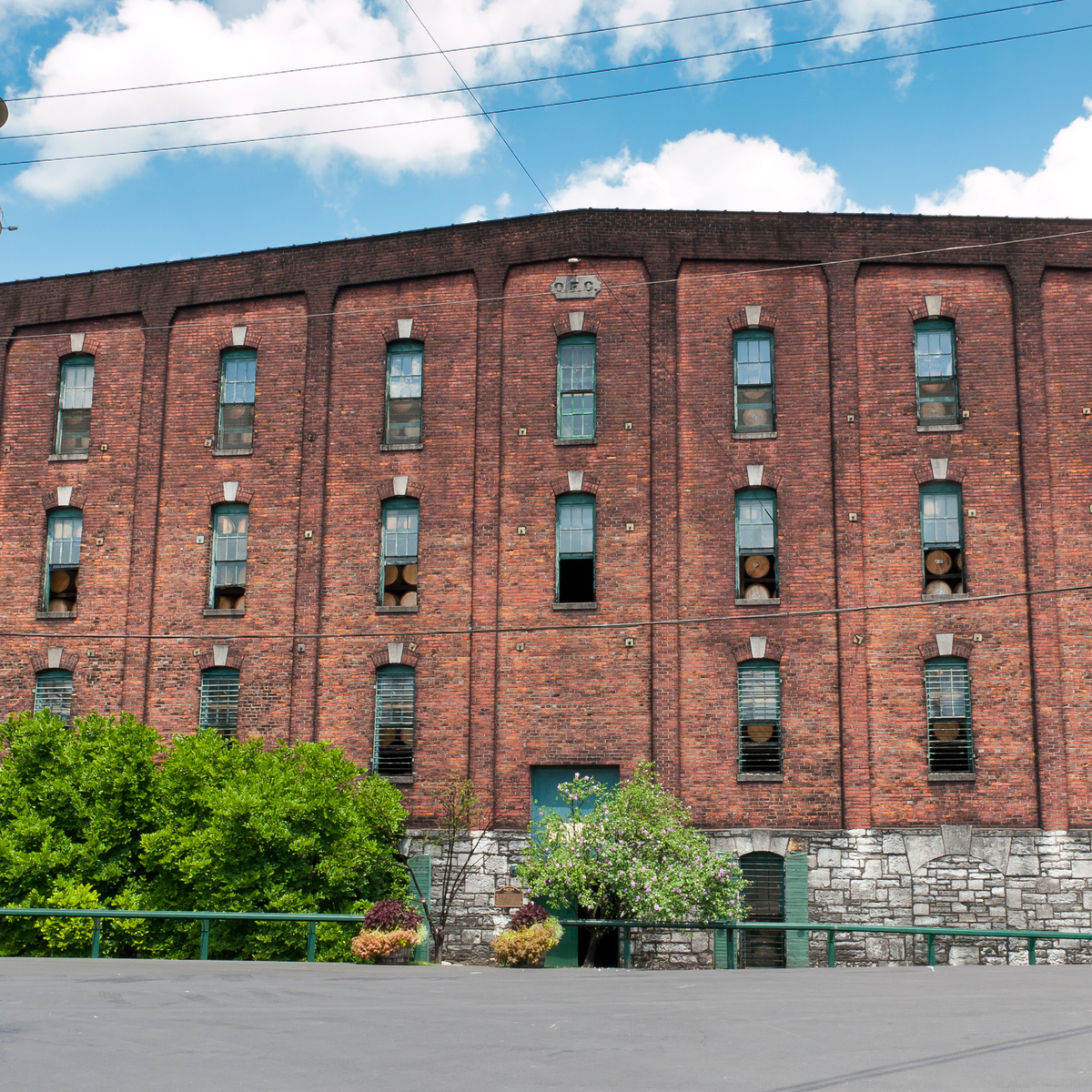 9 Fantastic Kentucky Distilleries To Visit | TravelAwaits