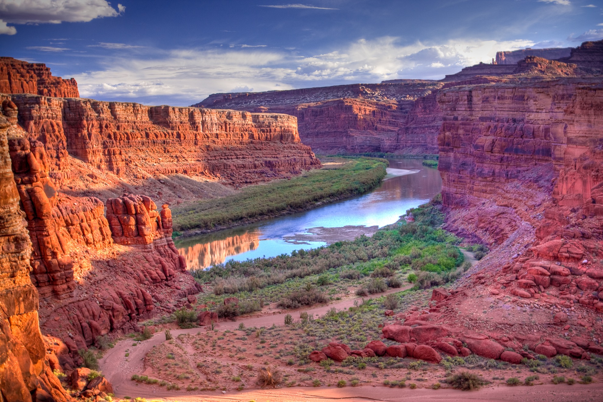 How To Plan A Trip To Utah’s National Parks | TravelAwaits