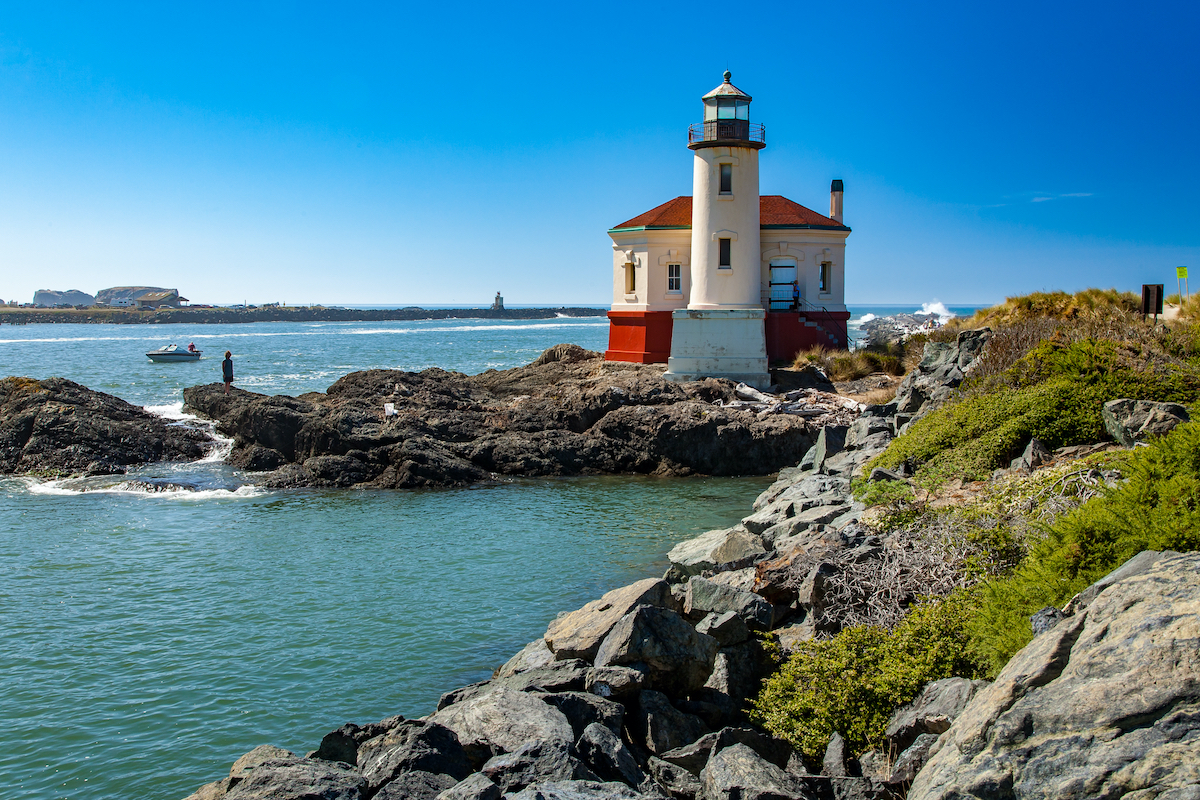 7 Historic Lighthouses To Visit Along Oregon’s Coast