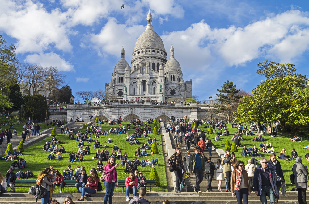 How To Avoid Crowds In Paris