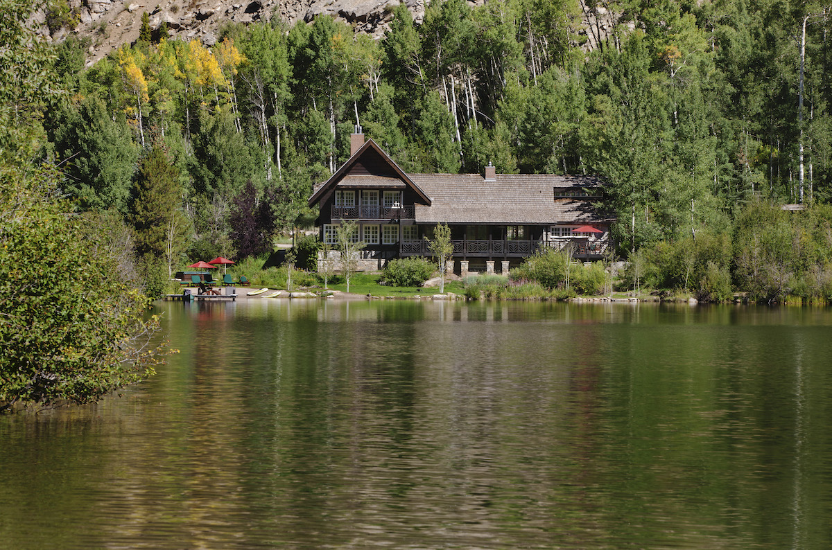 You Can Rent Kevin Costner’s Gorgeous 160-Acre Colorado Ranch, But It ...