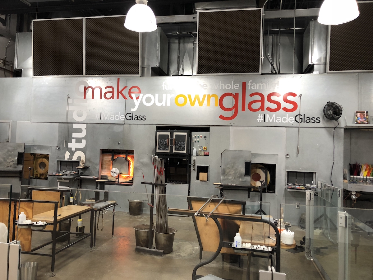 19 Tips For Visiting The Corning Museum Of Glass | TravelAwaits