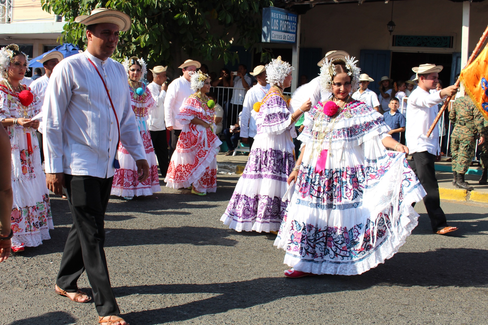Why I Can't Wait To Go Back To The Thousand Polleras Parade In Las ...