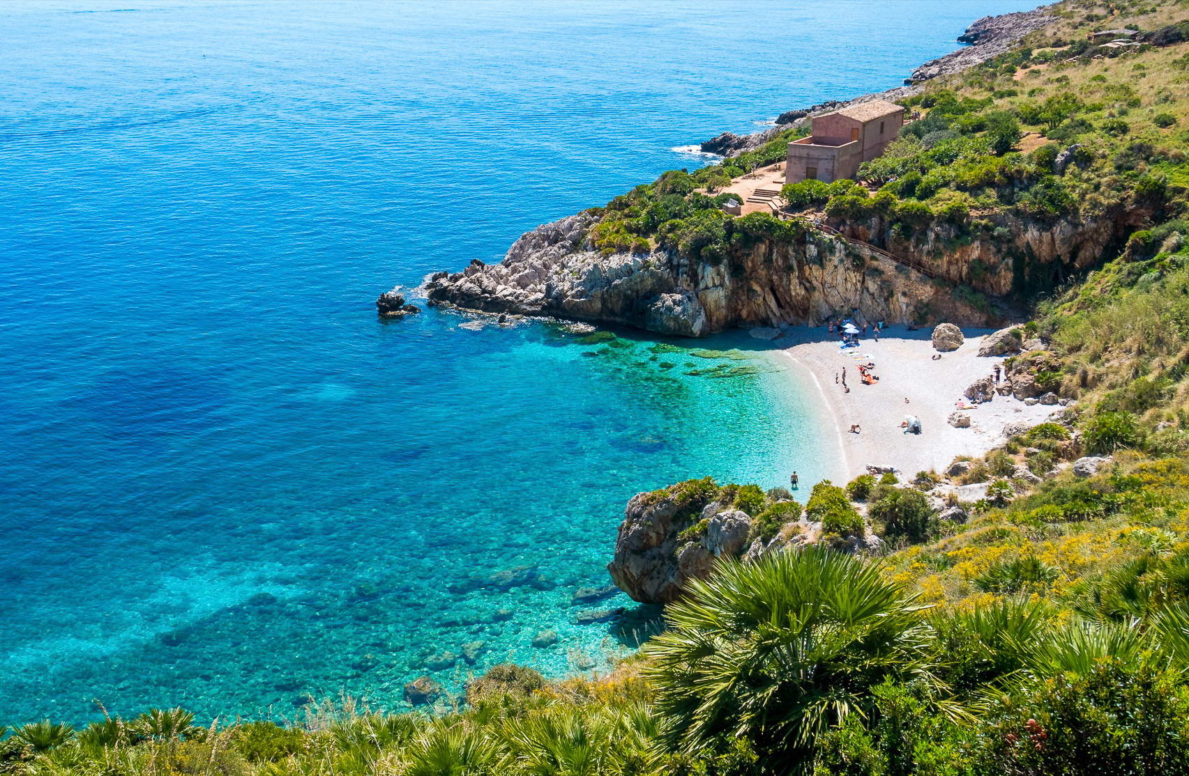 8 Gorgeous Hidden Beaches In Italy | TravelAwaits