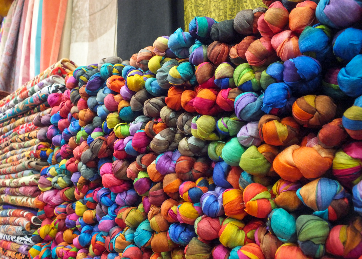 Etiquette In The Middle East: 8 Things To Know