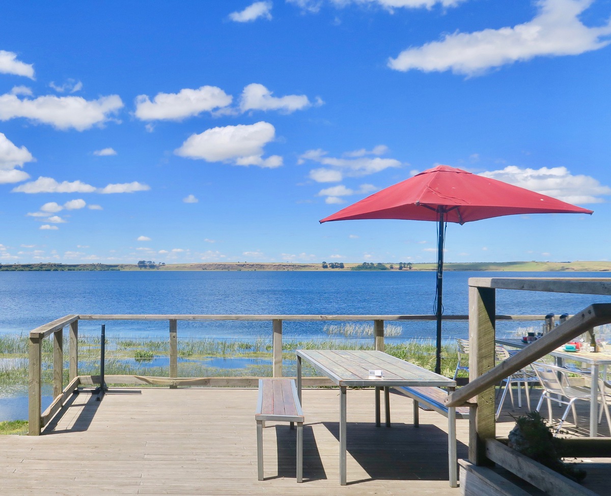 What It's Like For Locals Traveling In Australia Right Now | TravelAwaits