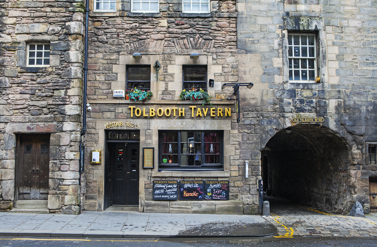 7 Best Authentic Pubs In Edinburgh