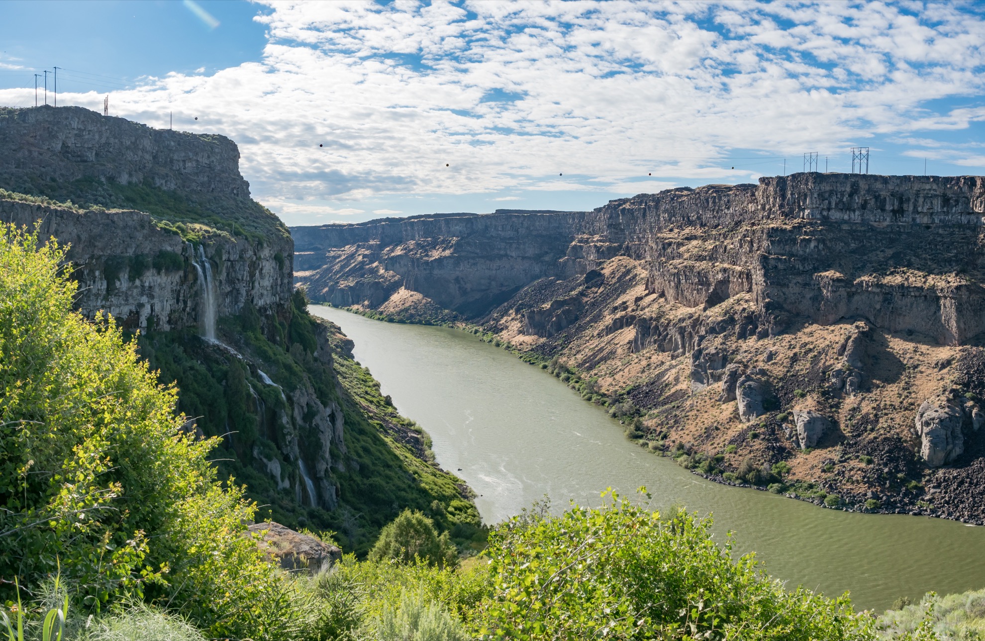 How To Visit Idaho's Beautiful Shoshone Falls