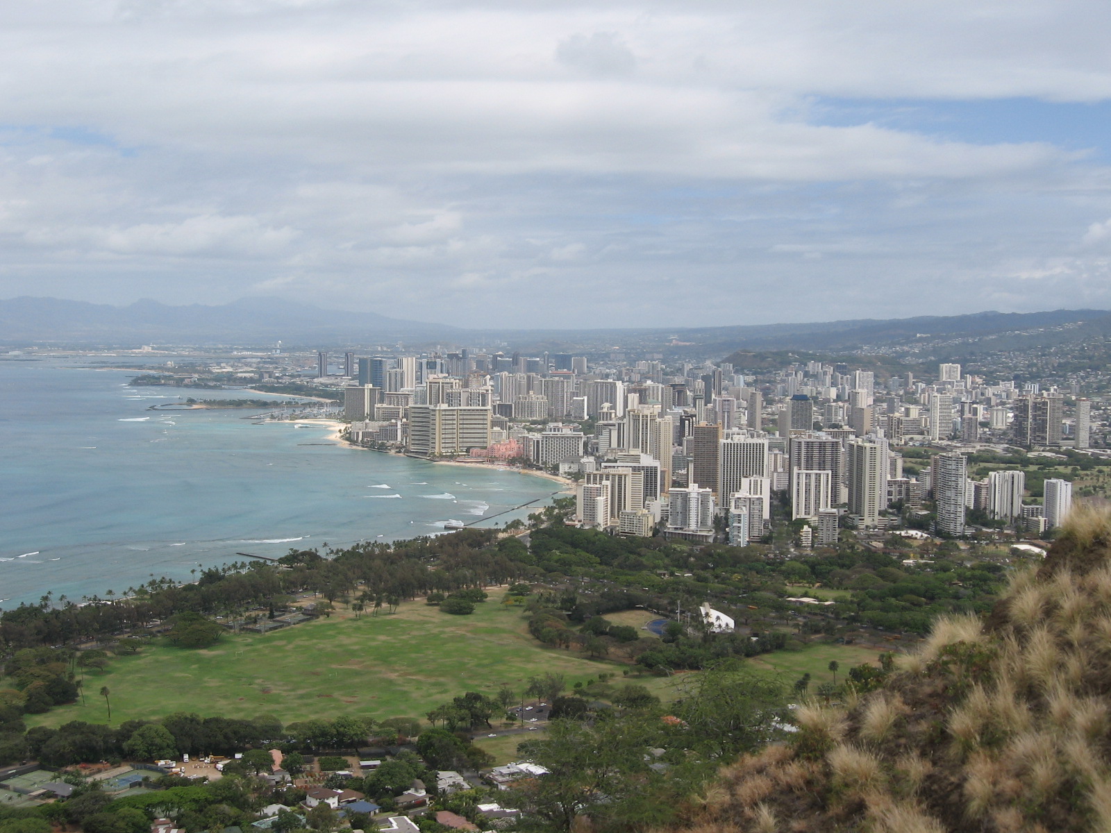 11 Best Hikes In Stunning Hawaii