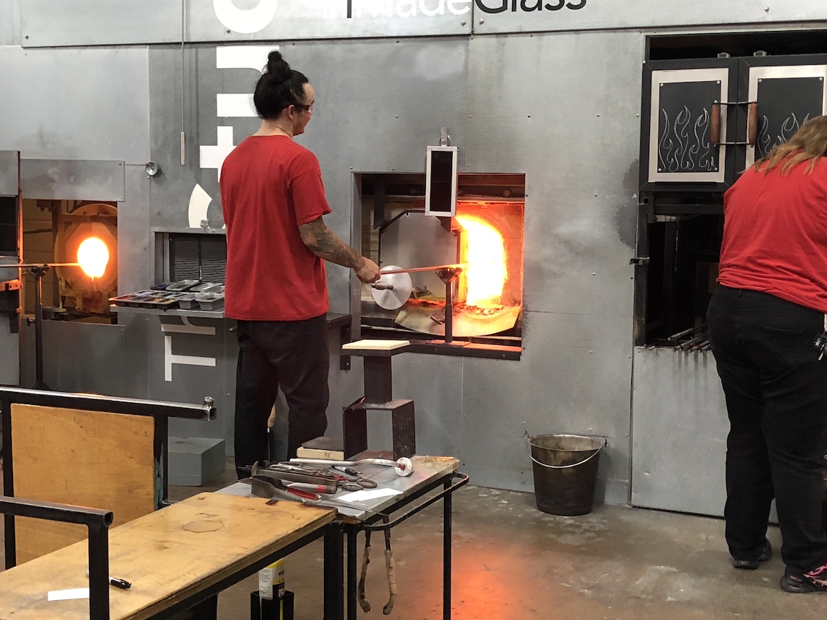19 Tips For Visiting The Corning Museum Of Glass | TravelAwaits