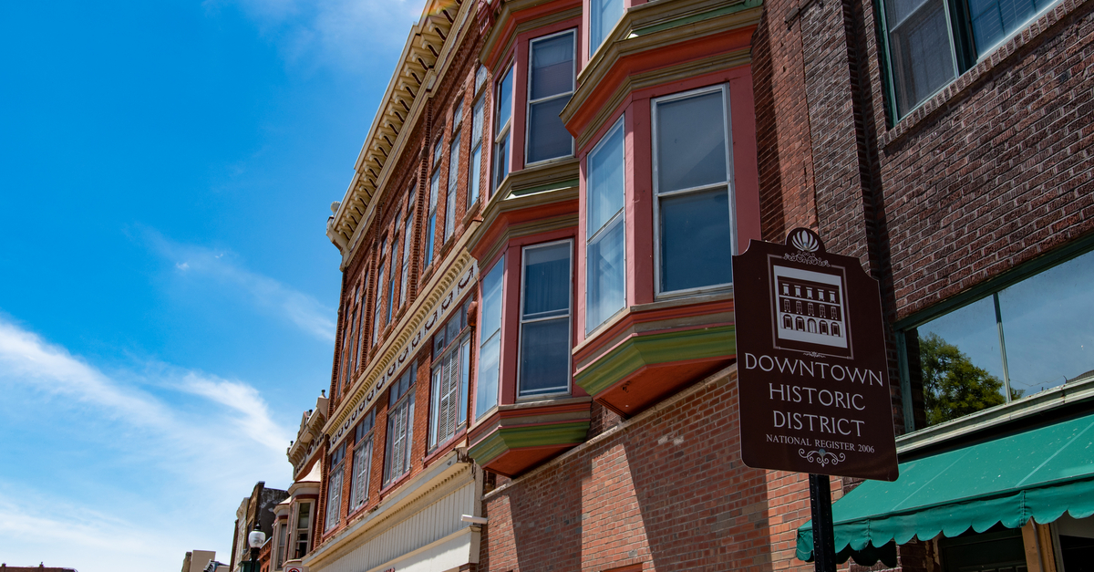 10 Fantastic Things To Do In Muscatine | TravelAwaits