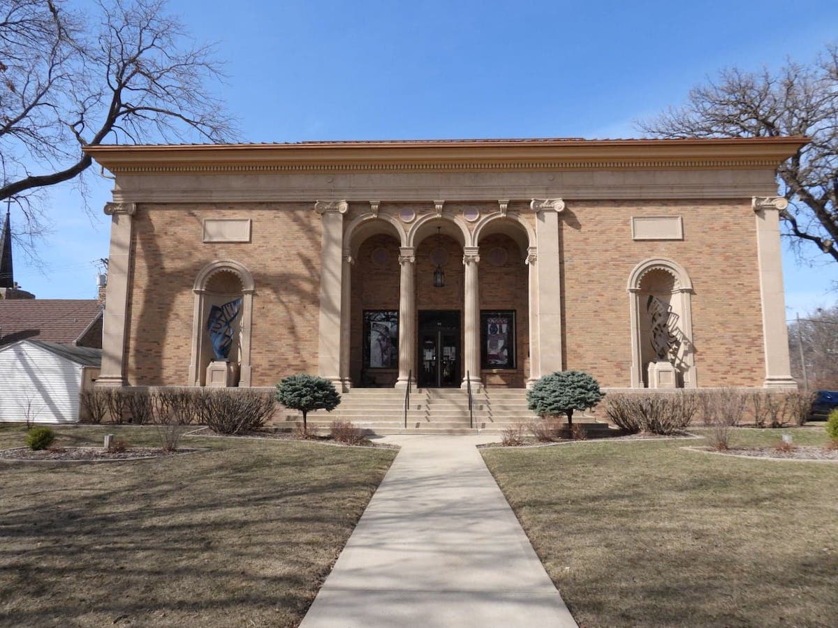 9 Best Things To Do In Beautiful Fort Dodge | TravelAwaits