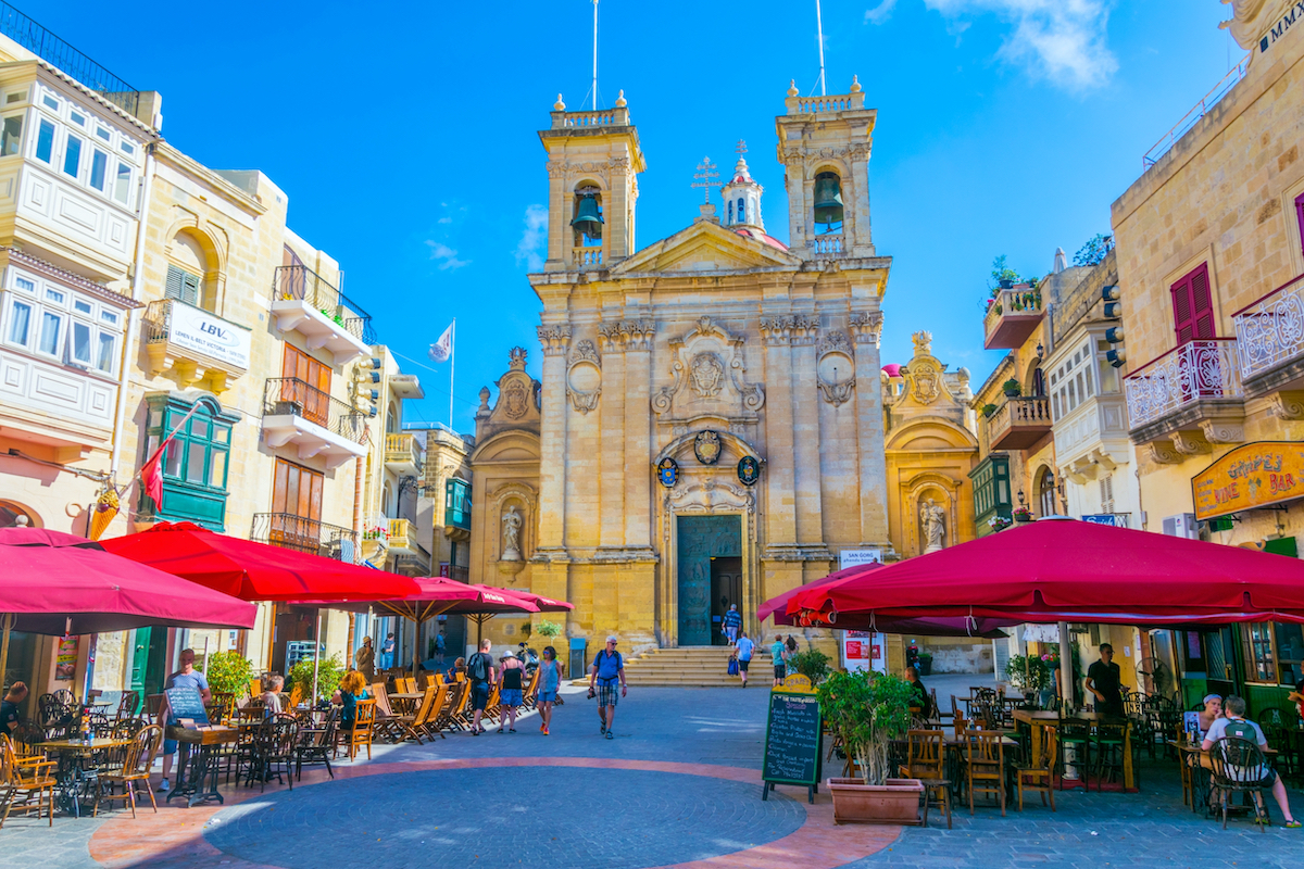 12 Reasons A Visit To Victoria, Gozo, Will Transport You To 1950s Italy ...