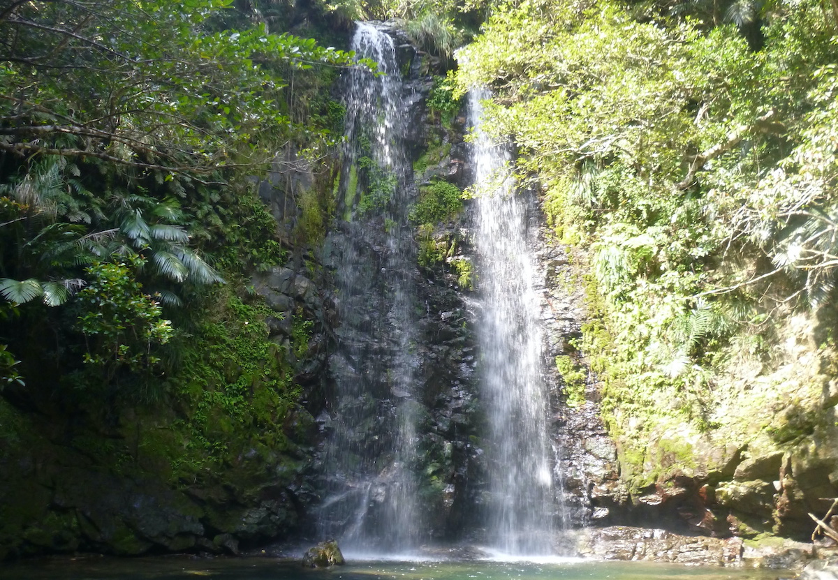 9 Key Tips For Hiking To Gorgeous Ta-Taki Falls In Okinawa, Japan ...