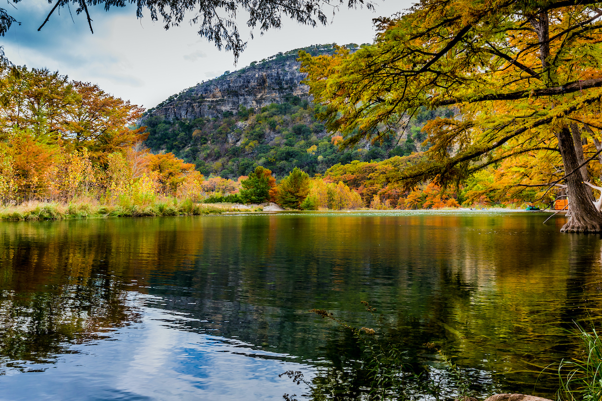 7 Beautiful Texas Parks To Enjoy Fall Foliage | TravelAwaits