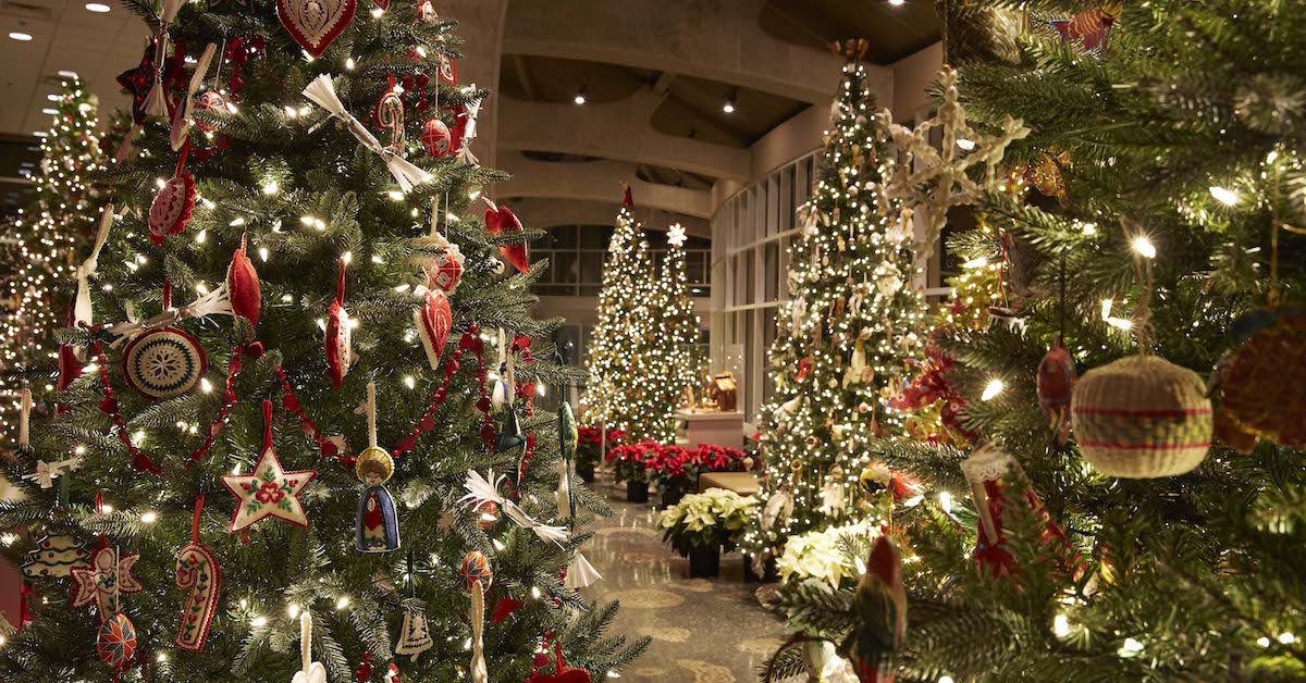 8 Best Holiday Experiences In Michigan During Christmas | TravelAwaits