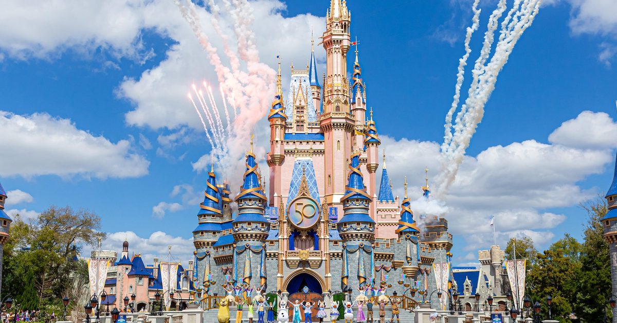 Disney Adds Courtesy Page To Website Telling Guests How To Act And ...