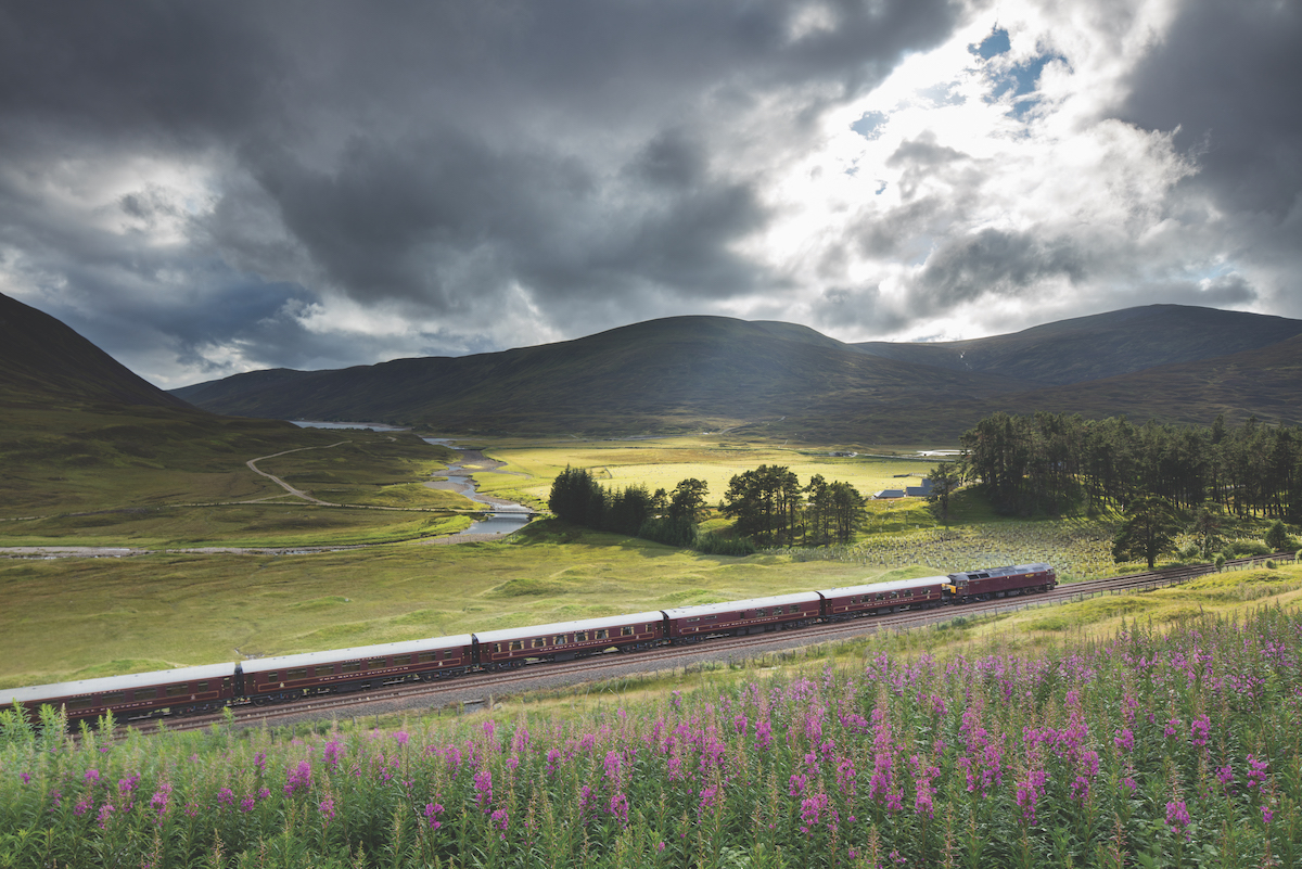 These 8 Scenic Train Rides Have The Most Stunning Views In Scotland ...