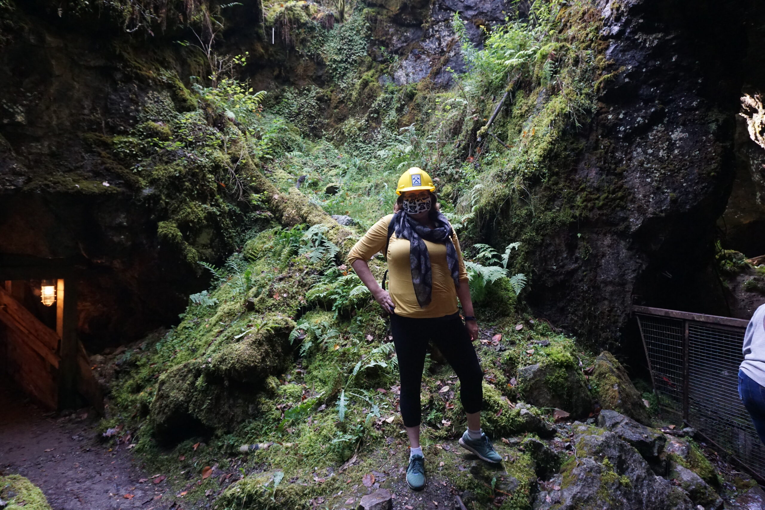 7 Spring Hiking Essentials For Beginners (And Beyond) | TravelAwaits