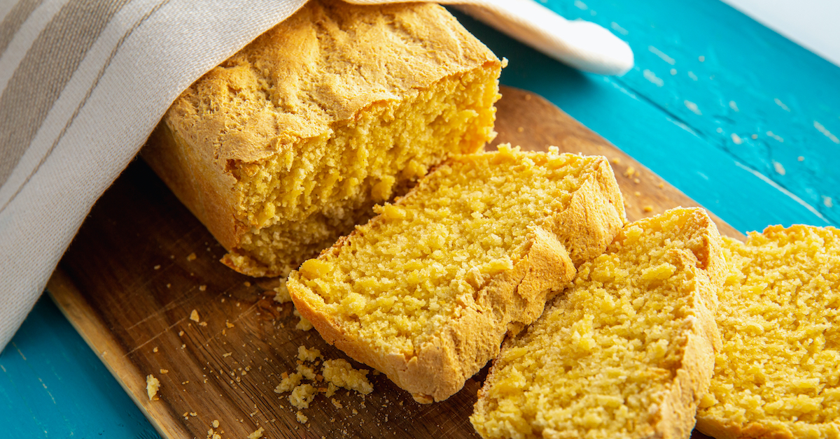 The Dangerously Delicious Cornbread And Moonshine Festival Takes Place ...