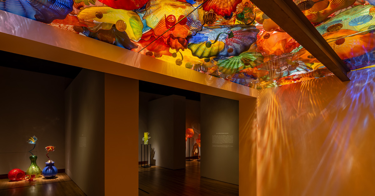 7 Best Places In The U.S. To See Dale Chihuly Artwork Outside Of ...