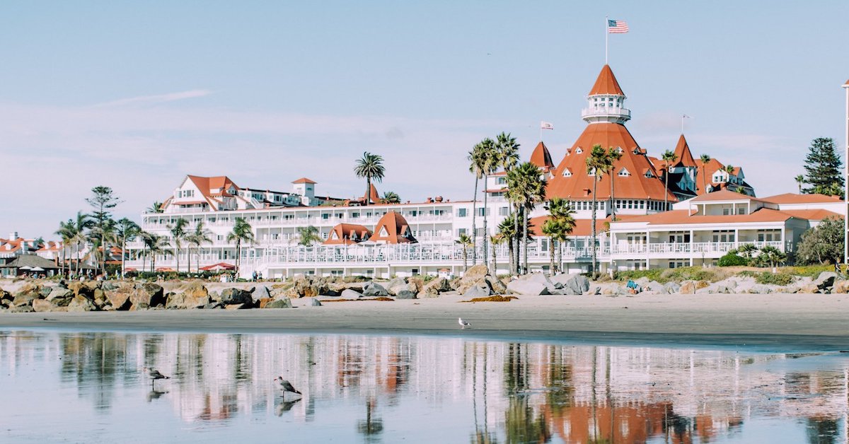 The Top 14 Luxury Hotels In The United States | TravelAwaits