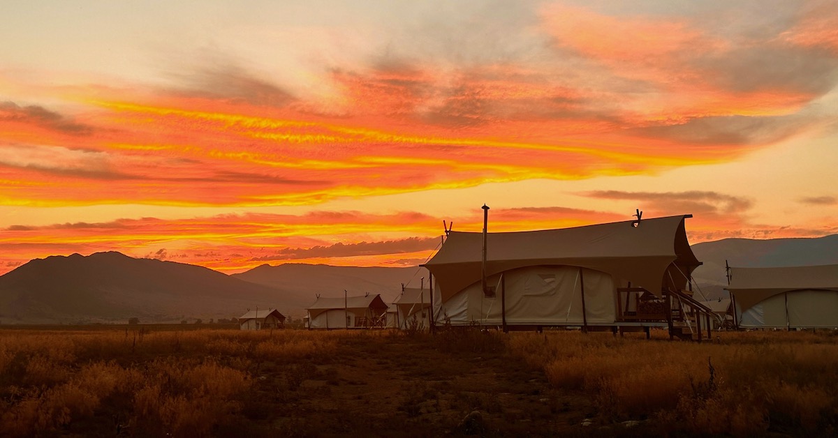 I Spent 3 Days Glamping In Yellowstone With Under Canvas — This Is What ...